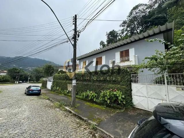 Casa / Sobrado para Locação em Petrópolis/RJ Quitandinha 3 Quartos