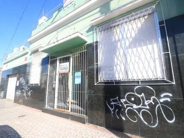 Casa / Sobrado para Locação em Pelotas/RS Centro 4 Quartos