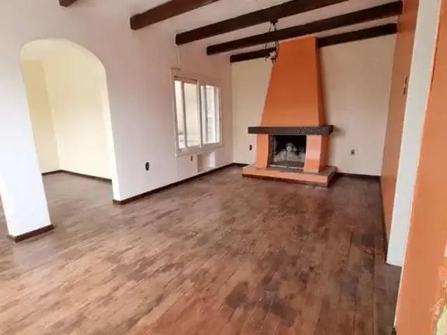 Casa / Sobrado para Locação em Pelotas/RS Centro 5 Quartos