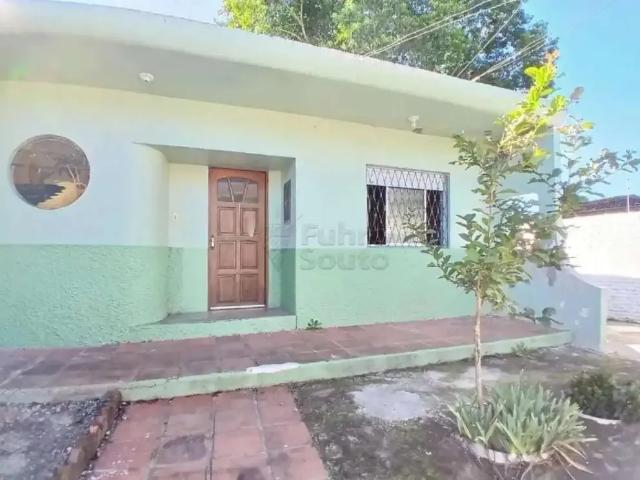 Casa / Sobrado para Locação em Pelotas/RS Centro 3 Quartos