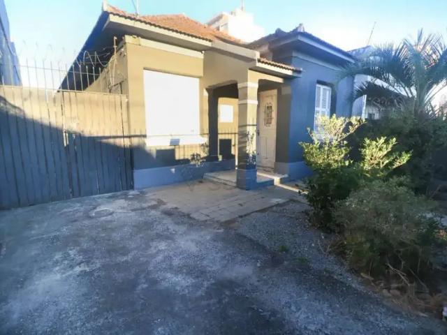 Casa / Sobrado para Locação em Pelotas/RS Centro 3 Quartos