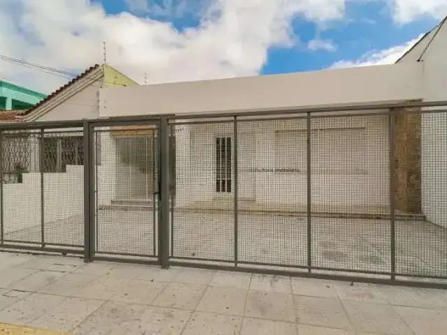 Casa / Sobrado para Locação em Pelotas/RS Centro 3 Quartos