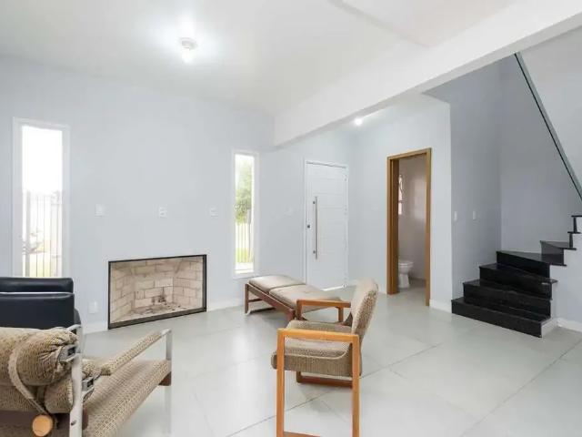Casa / Sobrado para Locação em Pelotas/RS Laranjal 3 Quartos