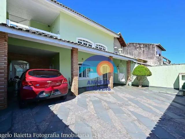 Casa / Sobrado para Locação em Peruíbe/SP Balneário Três Marias 4 Quartos