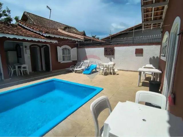 Casa / Sobrado para Locação em Peruíbe/SP Balneário Stella Maris 4 Quartos