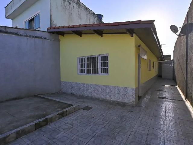 Casa / Sobrado para Locação em Peruíbe/SP Jardim Ribamar 2 Quartos