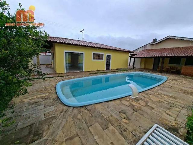 Casa / Sobrado para Locação em Peruíbe/SP Jardim Ribamar 3 Quartos