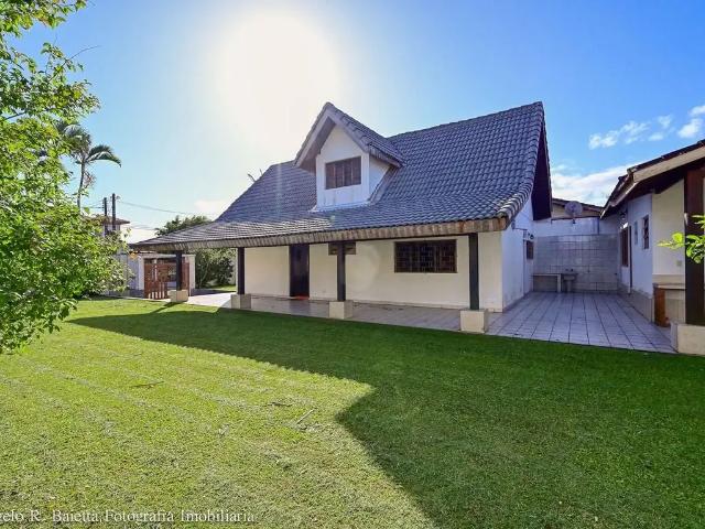 Casa / Sobrado para Locação em Peruíbe/SP Parque Balneário Oásis 2 Quartos