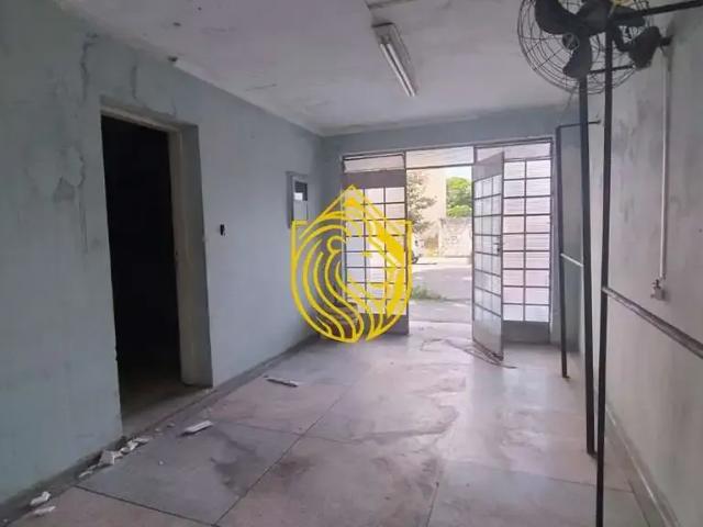 Casa / Sobrado para Locação em Pindamonhangaba/SP Centro 1 Quartos
