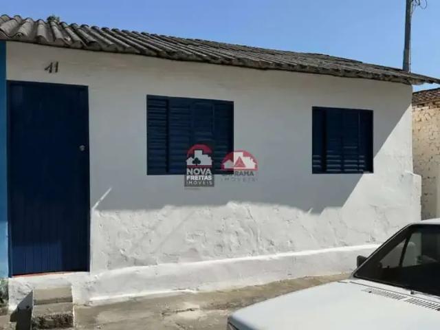 Casa / Sobrado para Locação em Pindamonhangaba/SP Bosque da Princesa 2 Quartos