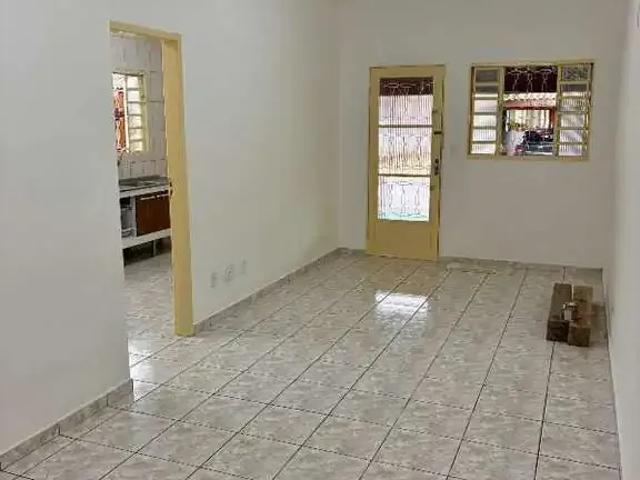 Casa / Sobrado para Locação em Pindamonhangaba/SP Jardim Cristina 3 Quartos