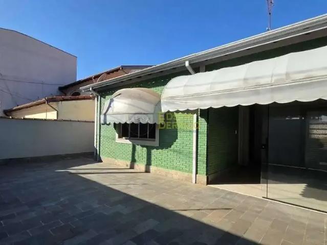 Casa / Sobrado para Locação em Pindamonhangaba/SP Loteamento Residencial Carangola 5 Quartos