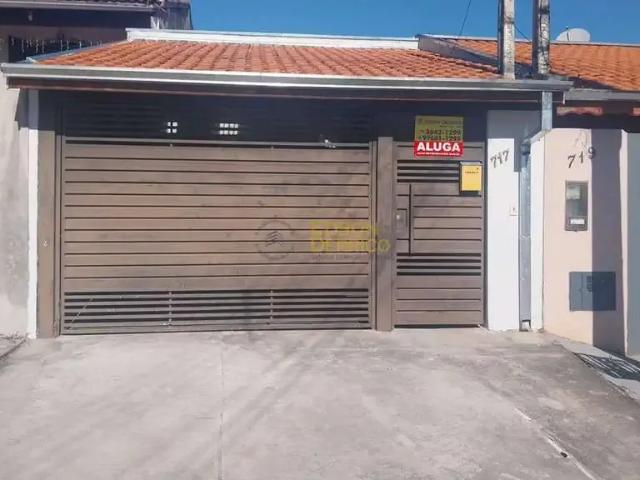 Casa / Sobrado para Locação em Pindamonhangaba/SP Mombaça 2 Quartos