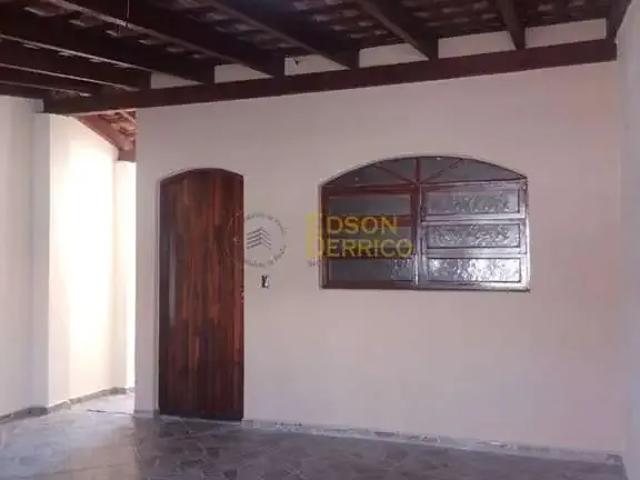 Casa / Sobrado para Locação em Pindamonhangaba/SP Mombaça 2 Quartos