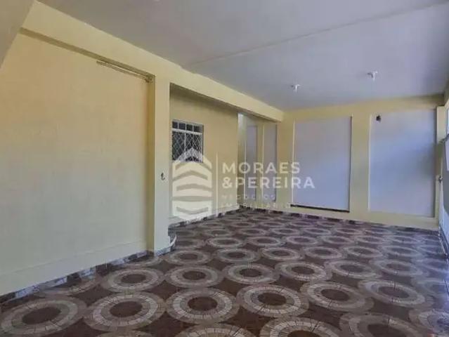 Casa / Sobrado para Locação em Pindamonhangaba/SP Santana 3 Quartos
