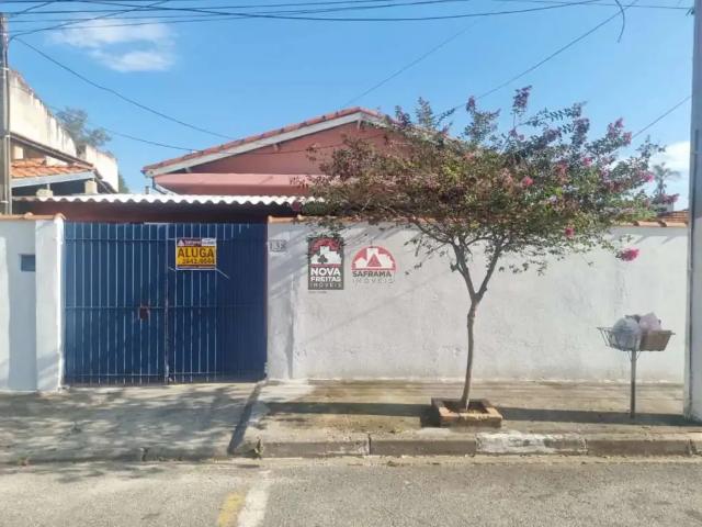 Casa / Sobrado para Locação em Pindamonhangaba/SP Parque São Domingos 2 Quartos
