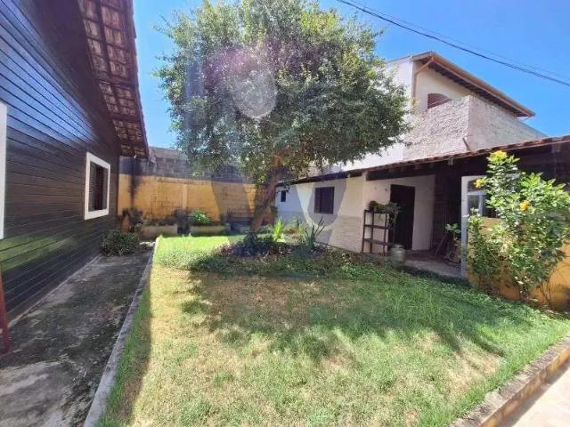 Casa / Sobrado para Locação em Pindamonhangaba/SP Parque São Domingos 3 Quartos