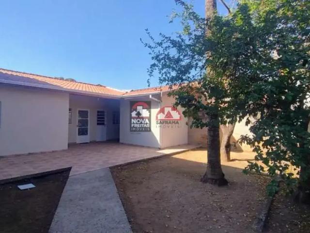 Casa / Sobrado para Locação em Pindamonhangaba/SP Vila São José 1 Quartos