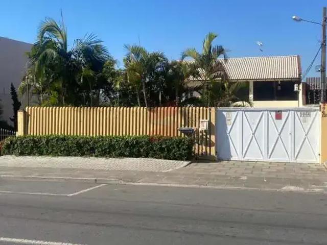 Casa / Sobrado para Locação em Pinhais/PR Jardim Cláudia 3 Quartos