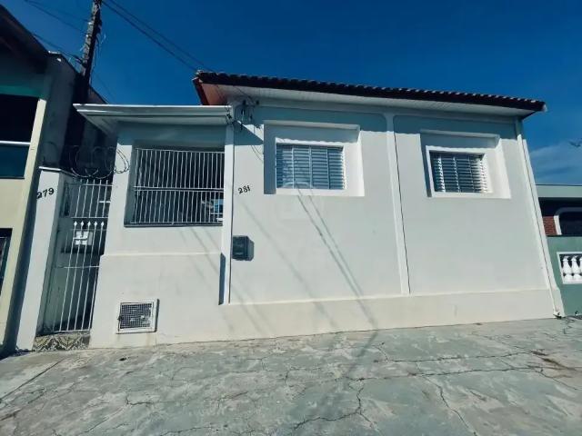 Casa / Sobrado para Locação em Piracicaba/SP Castelinho 3 Quartos