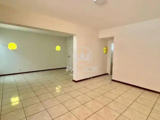 Casa / Sobrado para Locação em Piracicaba/SP Centro 4 Quartos