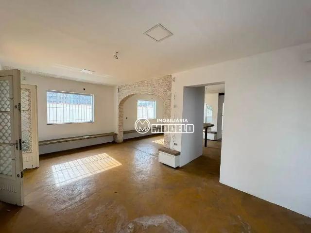 Casa / Sobrado para Locação em Piracicaba/SP Centro 4 Quartos