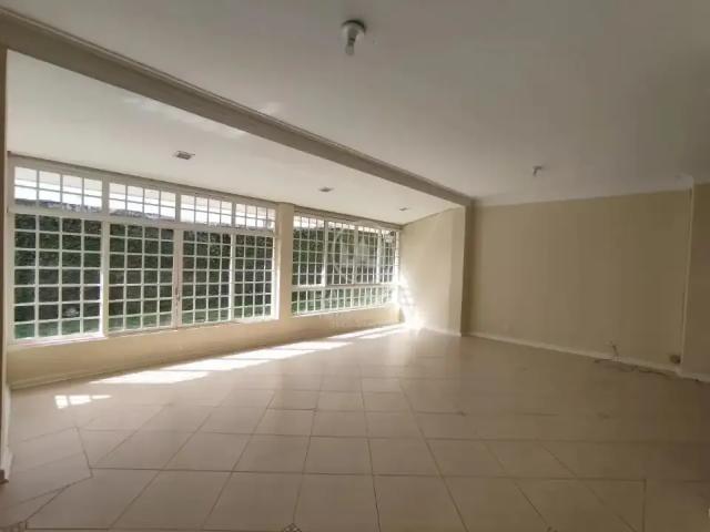 Casa / Sobrado para Locação em Piracicaba/SP Centro 5 Quartos