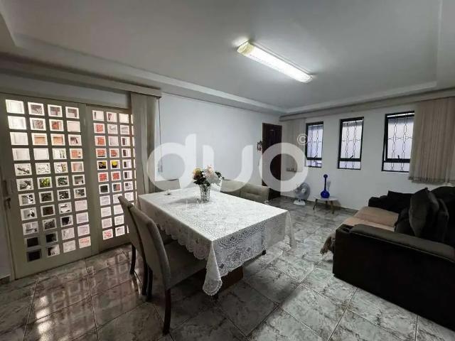 Casa / Sobrado para Locação em Piracicaba/SP Parque Primeiro de Maio 3 Quartos