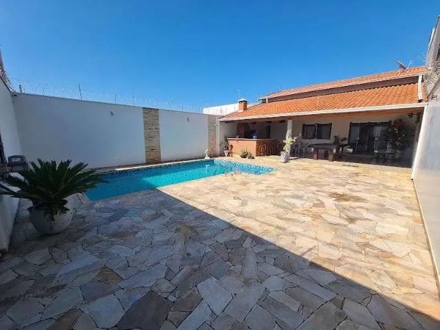 Casa / Sobrado para Locação em Piracicaba/SP Parque São Matheus 2 Quartos