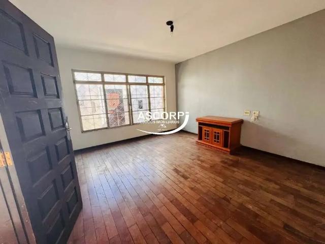 Casa / Sobrado para Locação em Piracicaba/SP São Dimas 5 Quartos