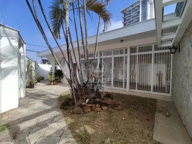 Casa / Sobrado para Locação em Piracicaba/SP São Dimas 5 Quartos