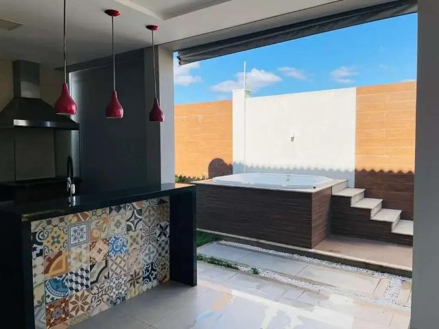 Casa / Sobrado para Locação em Piracicaba/SP Santa Rosa Ipês 3 Quartos