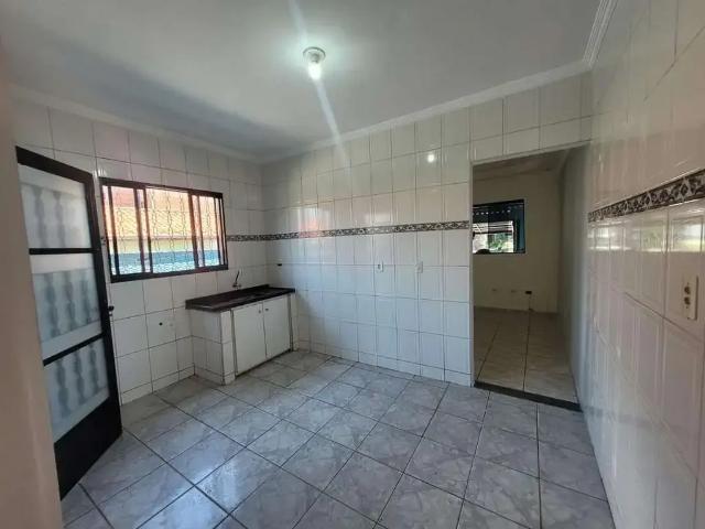 Casa / Sobrado para Locação em Piracicaba/SP Santa Terezinha 2 Quartos