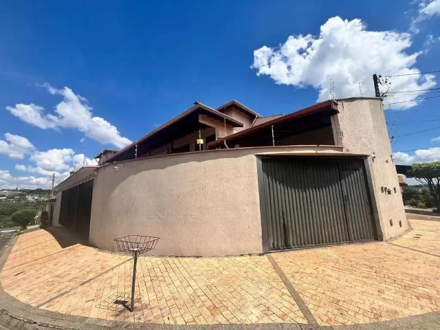 Casa / Sobrado para Locação em Piracicaba/SP Vila Industrial 4 Quartos