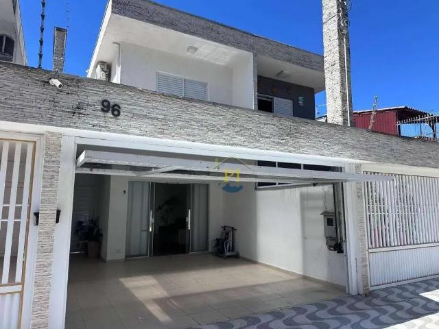 Casa / Sobrado para Locação em Praia Grande/SP Canto do Forte 3 Quartos
