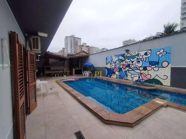 Casa / Sobrado para Locação em Praia Grande/SP Canto do Forte 3 Quartos