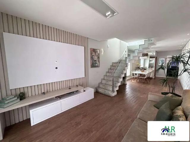 Casa / Sobrado para Locação em Praia Grande/SP Canto do Forte 3 Quartos