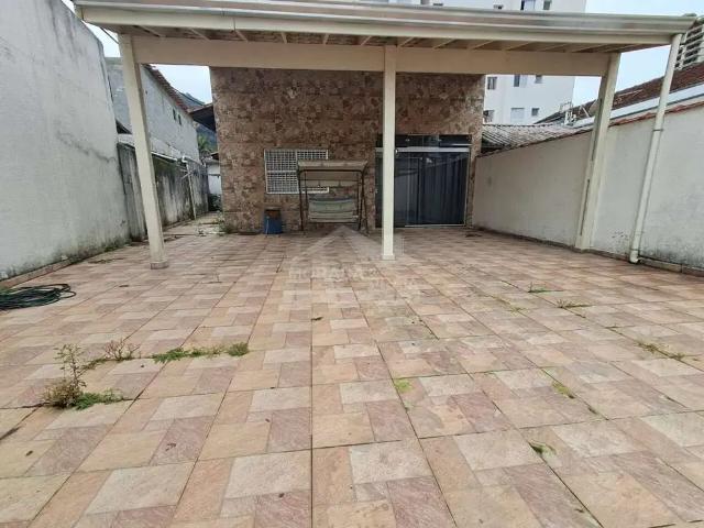 Casa / Sobrado para Locação em Praia Grande/SP Canto do Forte 2 Quartos