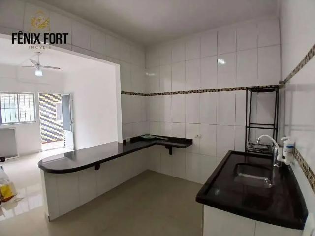 Casa / Sobrado para Locação em Praia Grande/SP Canto do Forte 2 Quartos