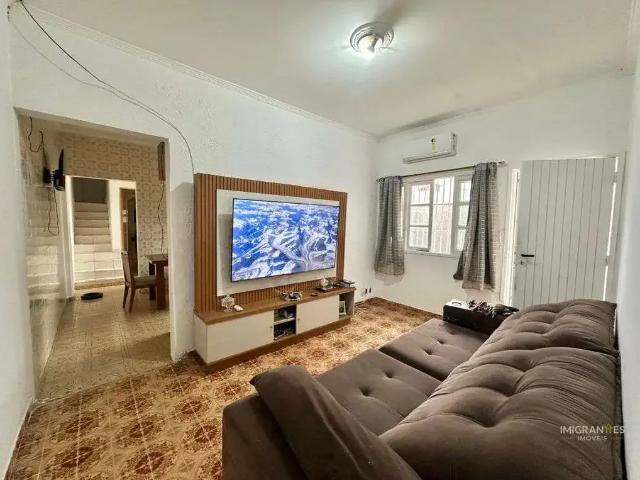 Casa / Sobrado para Locação em Praia Grande/SP Canto do Forte 2 Quartos