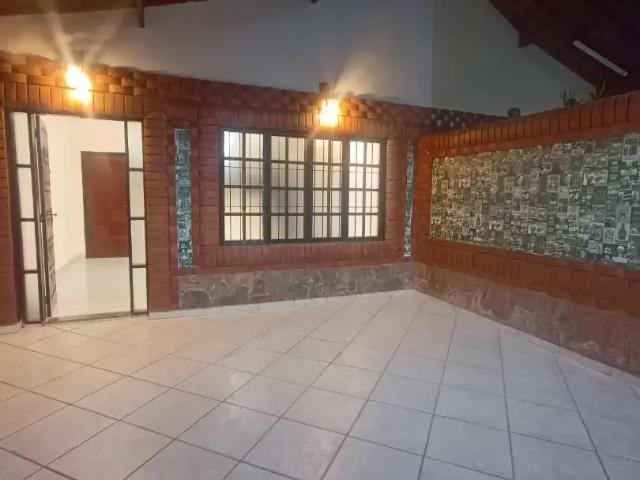 Casa / Sobrado para Locação em Praia Grande/SP Cidade Ocian 2 Quartos