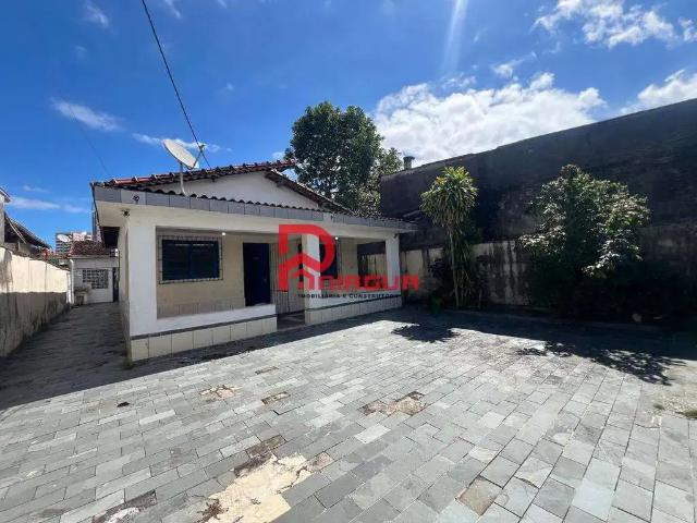 Casa / Sobrado para Locação em Praia Grande/SP Cidade Ocian 4 Quartos