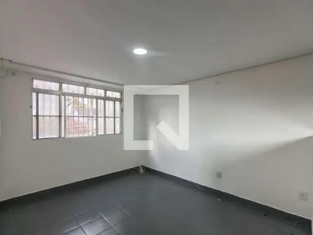 Casa / Sobrado para Locação em Praia Grande/SP Aviação 2 Quartos
