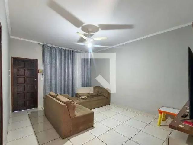 Casa / Sobrado para Locação em Praia Grande/SP Aviação 2 Quartos