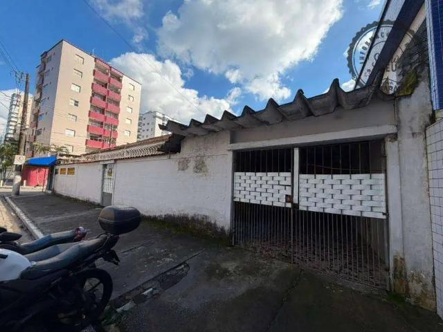 Casa / Sobrado para Locação em Praia Grande/SP Aviação 3 Quartos