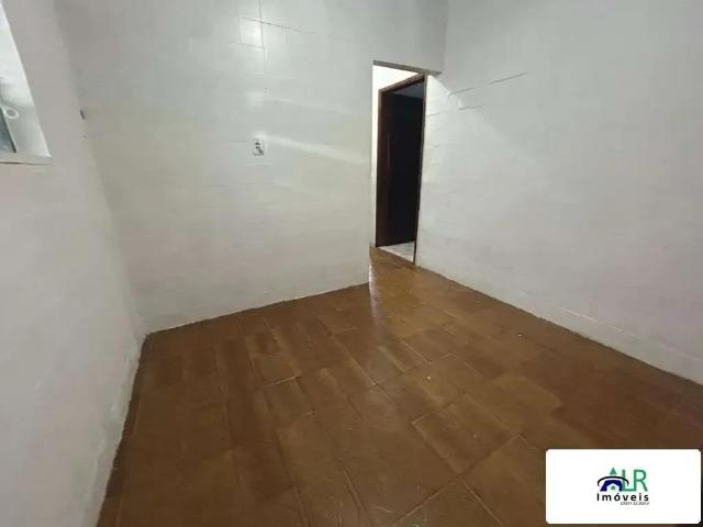Casa / Sobrado para Locação em Praia Grande/SP Boqueirão 2 Quartos