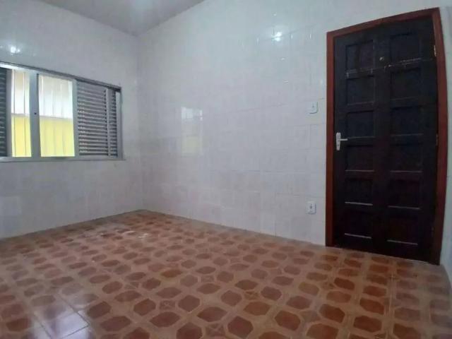 Casa / Sobrado para Locação em Praia Grande/SP Boqueirão 2 Quartos