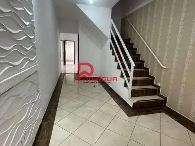Casa / Sobrado para Locação em Praia Grande/SP Boqueirão 3 Quartos