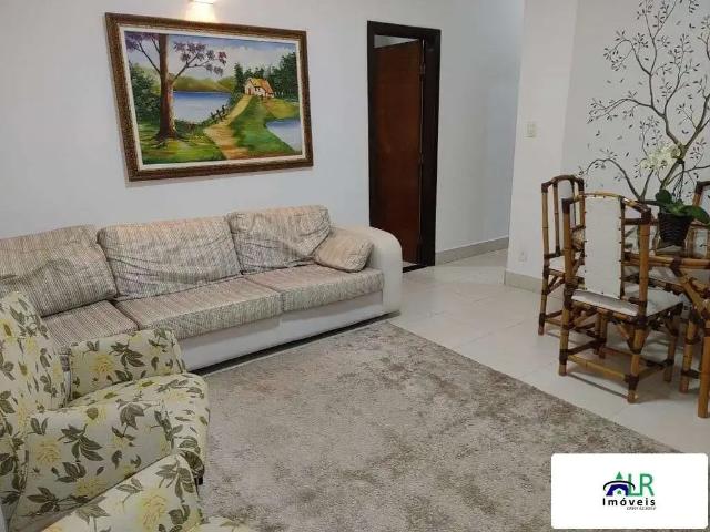 Casa / Sobrado para Locação em Praia Grande/SP Balneário Maracanã 5 Quartos