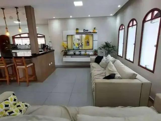 Casa / Sobrado para Locação em Praia Grande/SP Balneário Flórida 4 Quartos